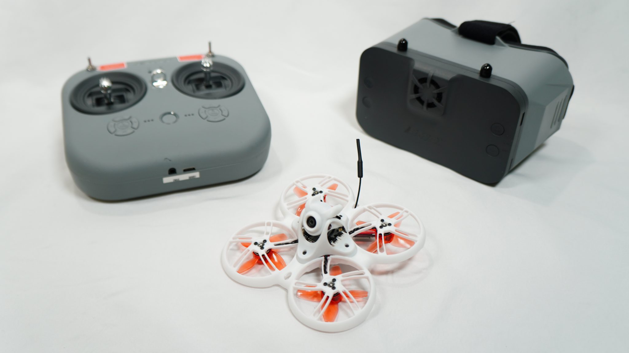 Tinyhawk 3 PLUS HD - Half Chrome Drones