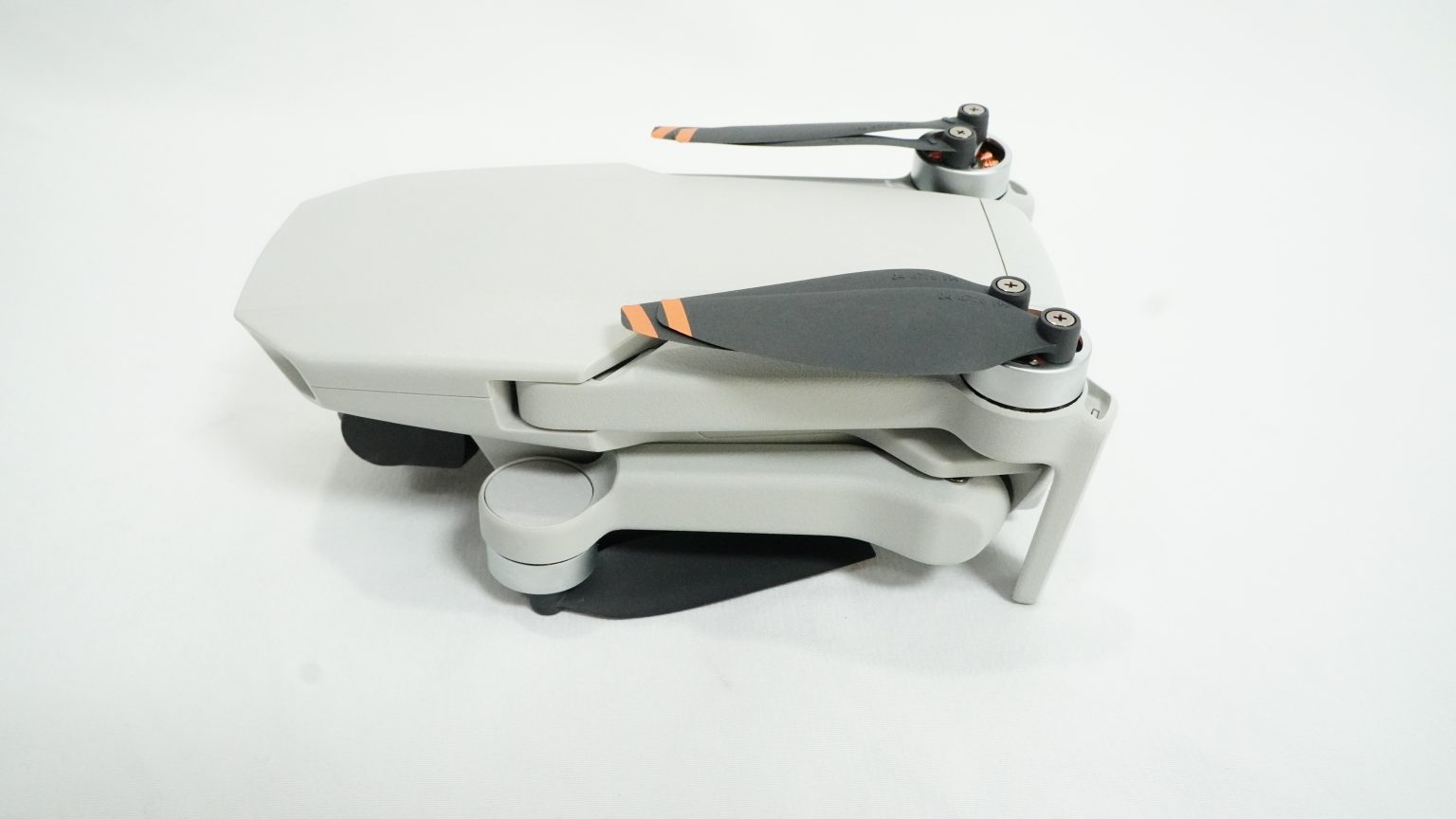 Specta Mini Drone (DJI Mini 4K) - Half Chrome Drones