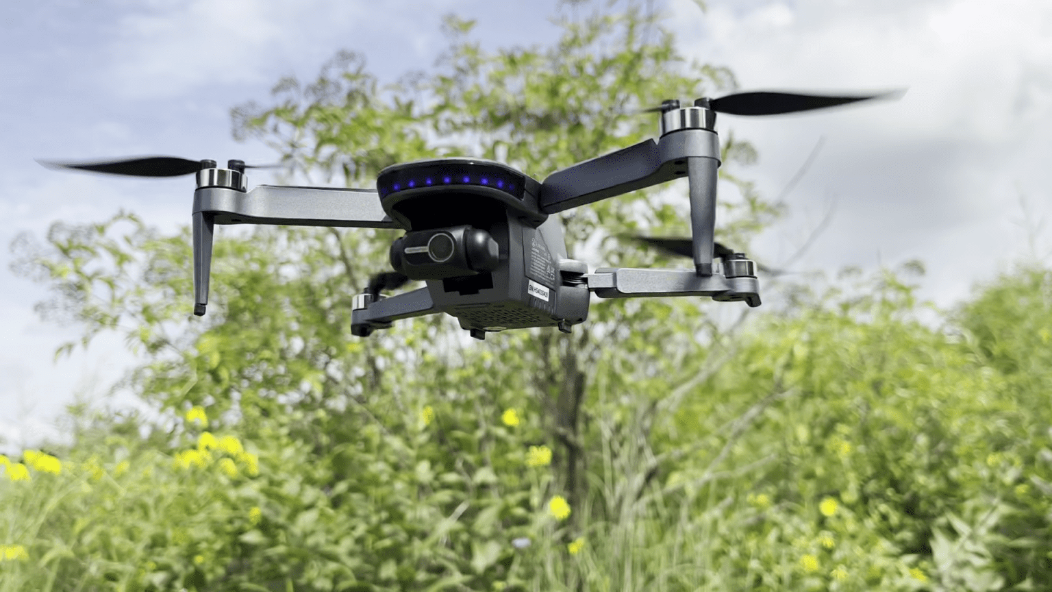 WeFone WF40 | Have we seen this before? - Half Chrome Drones